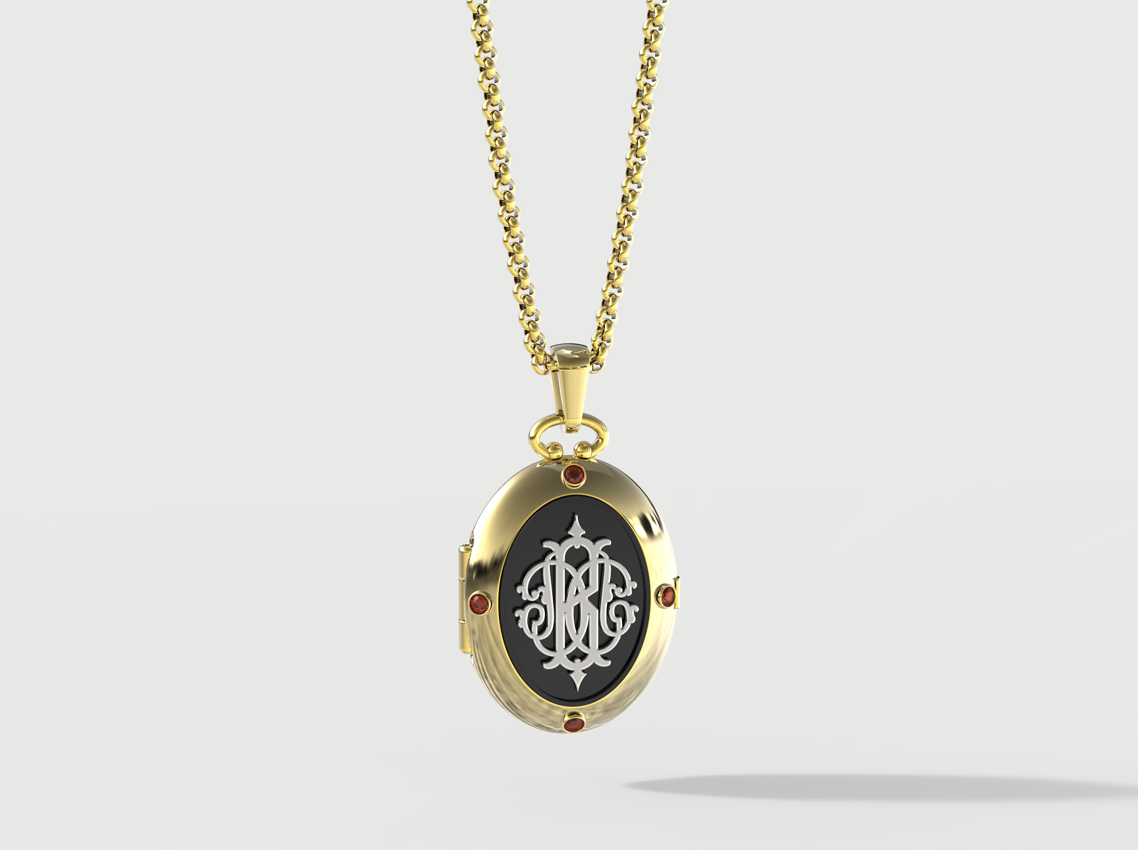 Открывающийся медальон с фотографией