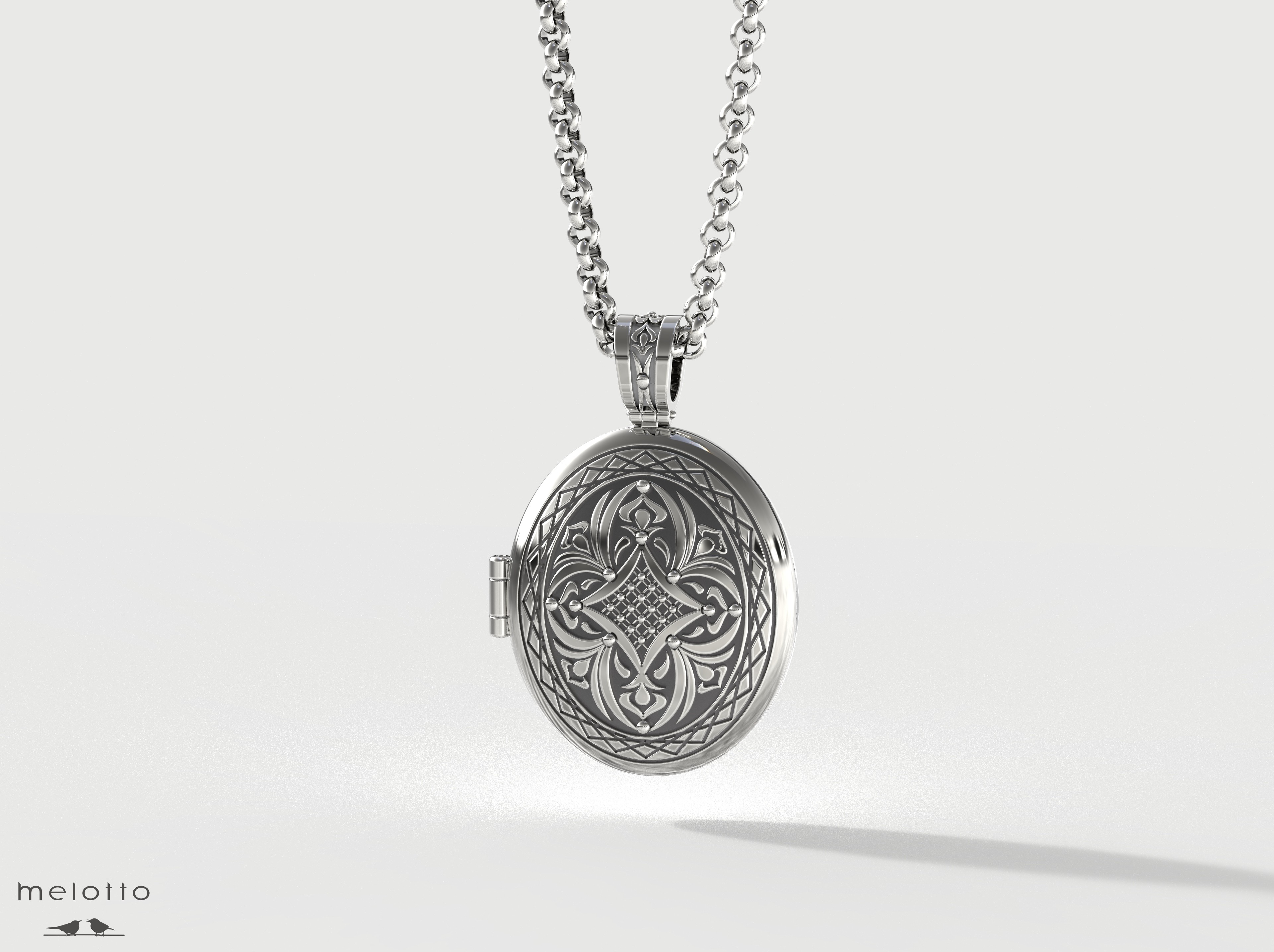 Медальон с открывающийся фотографией