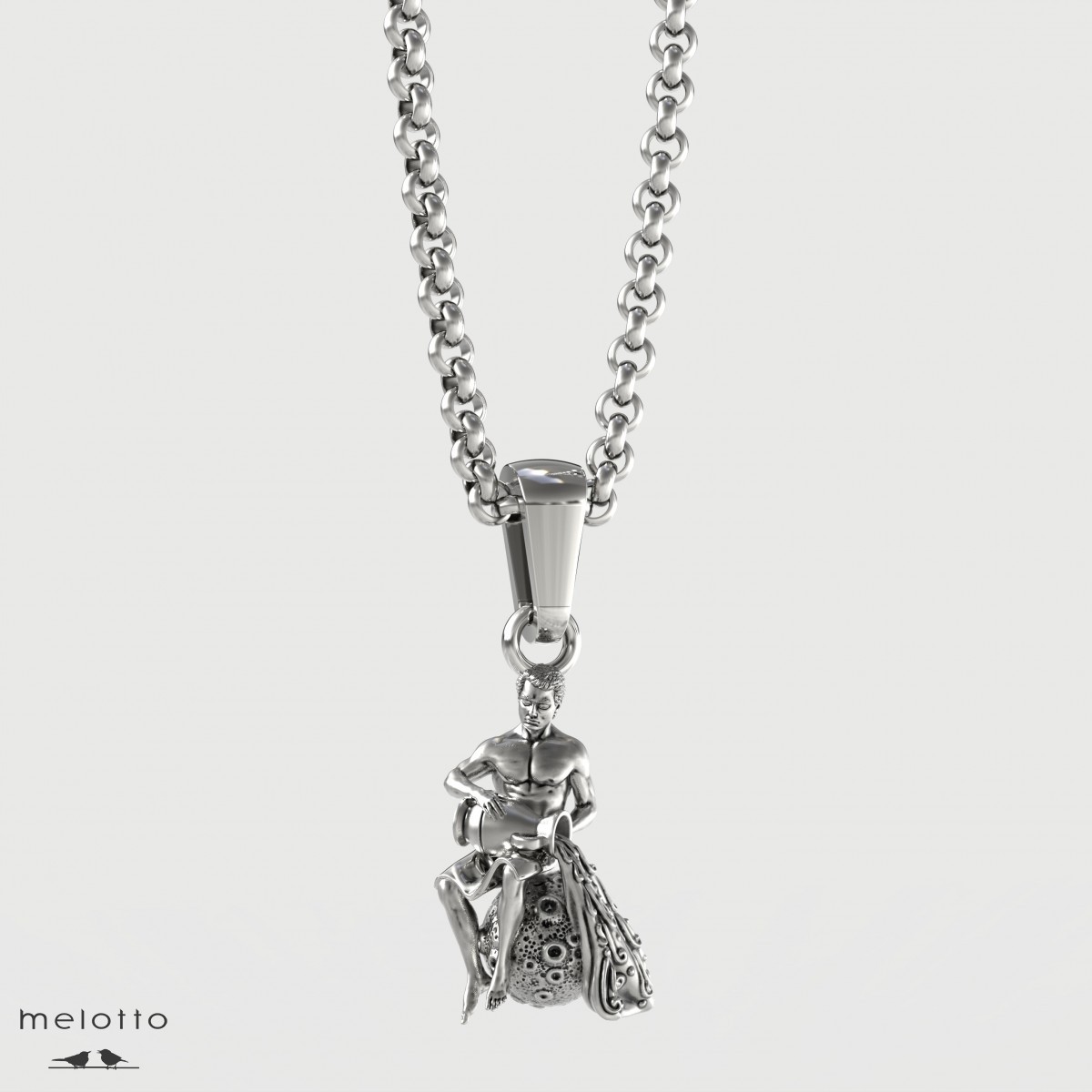 Мужской кулон